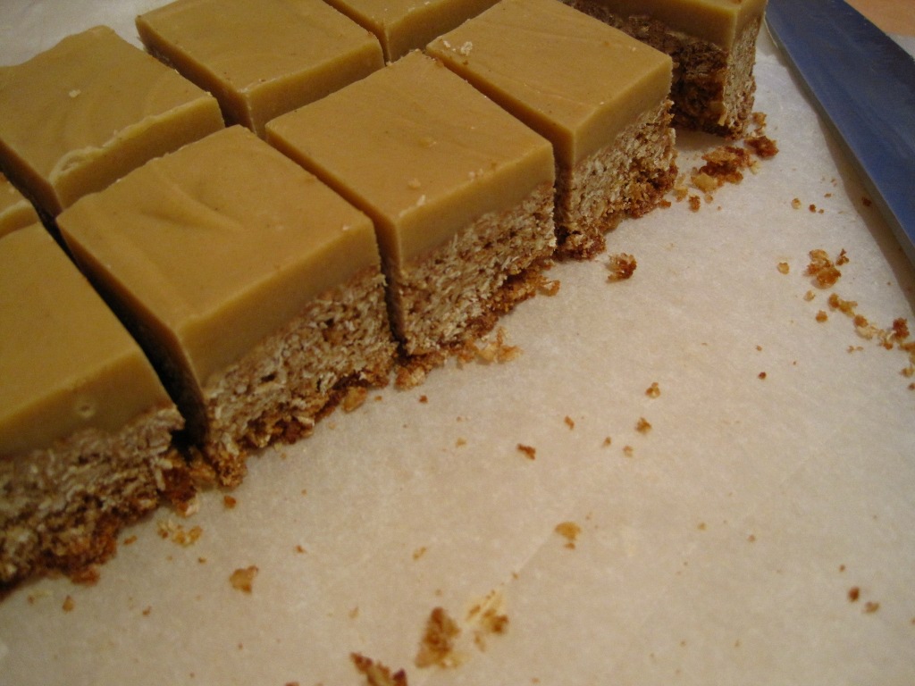 Lovely Wee Days: Thursday baking - ginger crunch