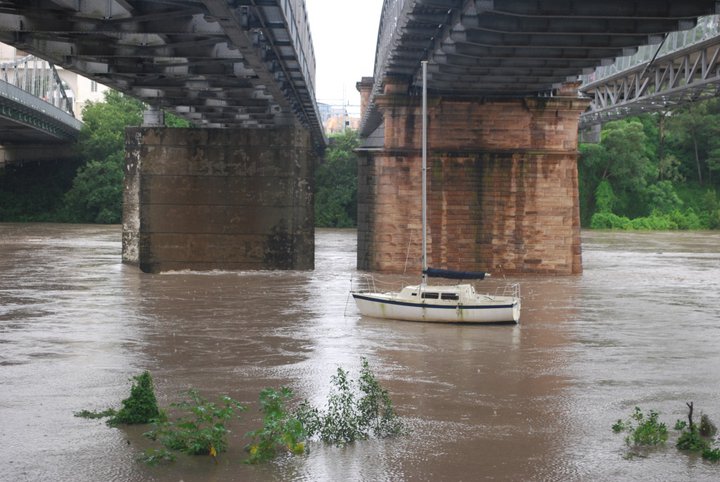 Brisbane Floods from the Toowong Villa: Indro Bridge and Sherwood Parklands