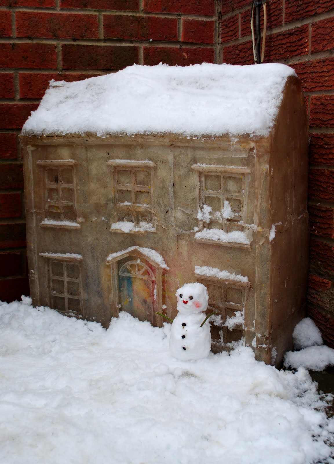 Leanne Laura: December 2010