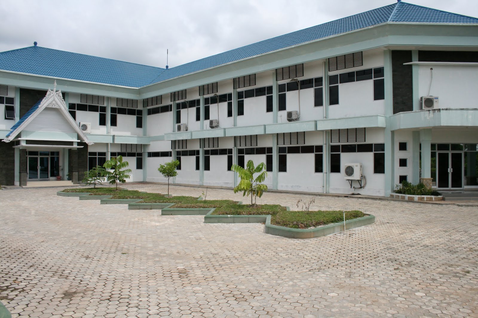 BKN: GEDUNG II DAN AULA JUNJUNG BUIH