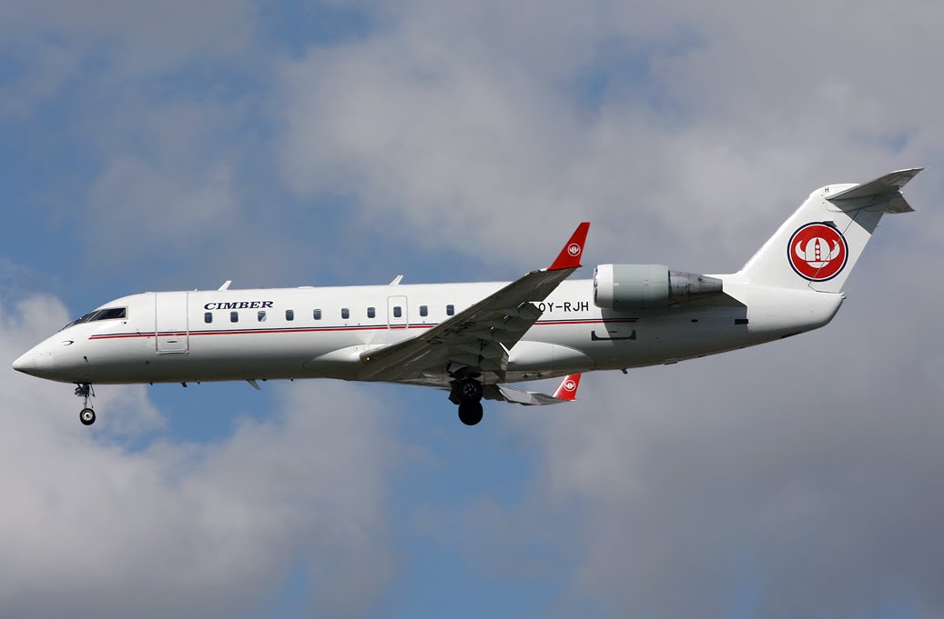 WORLD AIRCRAFT IMAGES by Terry Wade: OY-RJH CRJ1 CIM EGKK (London ...