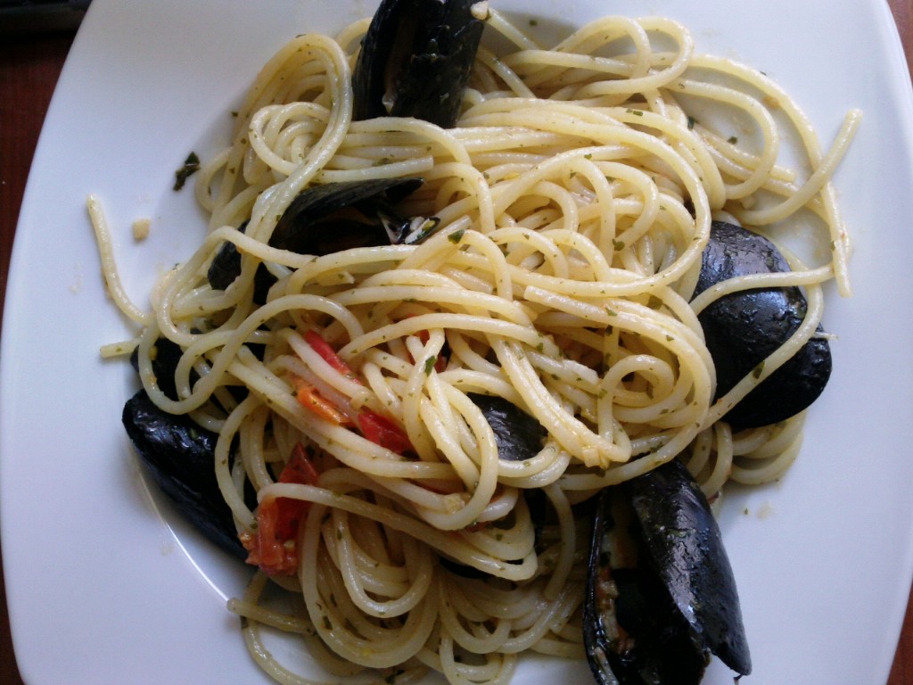 Ricette da impazzire: Spaghetti in agliata di cozze