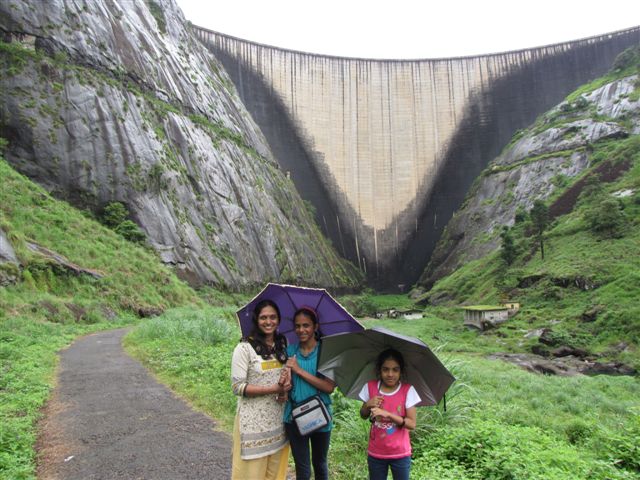 Ritzy Tours: Idukki . Power House of Kerala