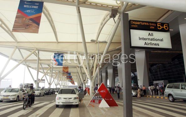 RisingCitizen: Pictures of IGI Airport T3