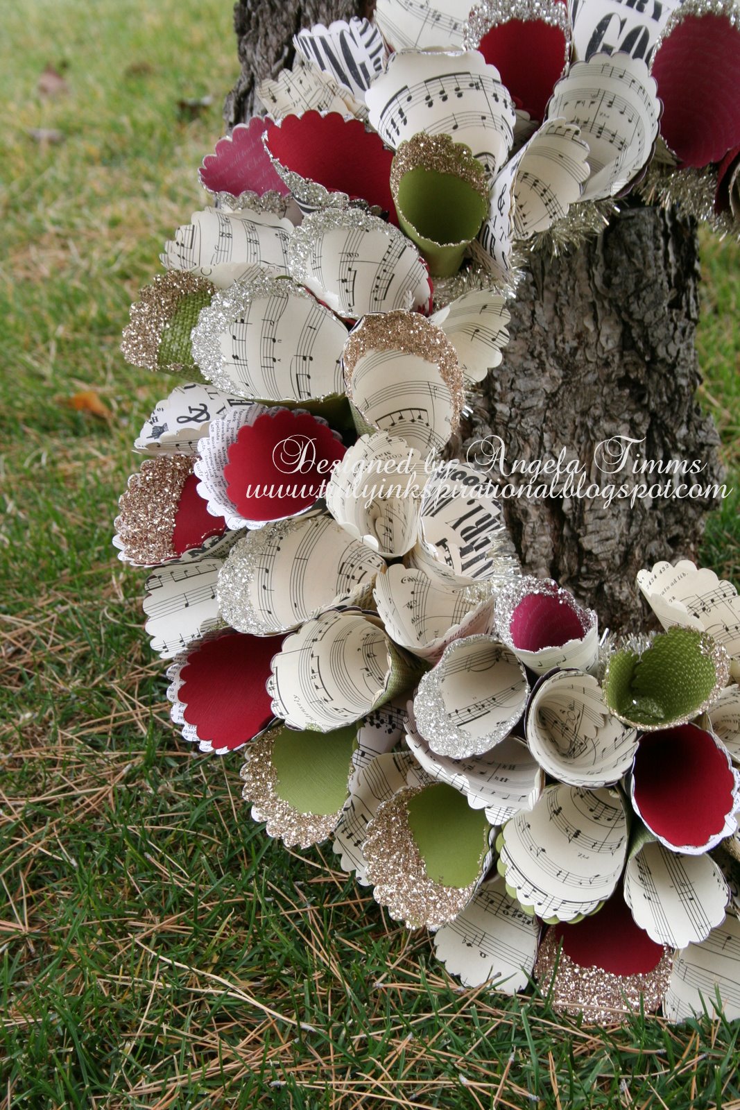 Truly Inkspirational: PAPER WREATH TUTORIAL