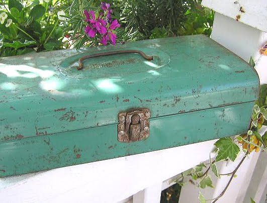 Cutepinkstuff...AND MORE!: Barn Sale Delights!