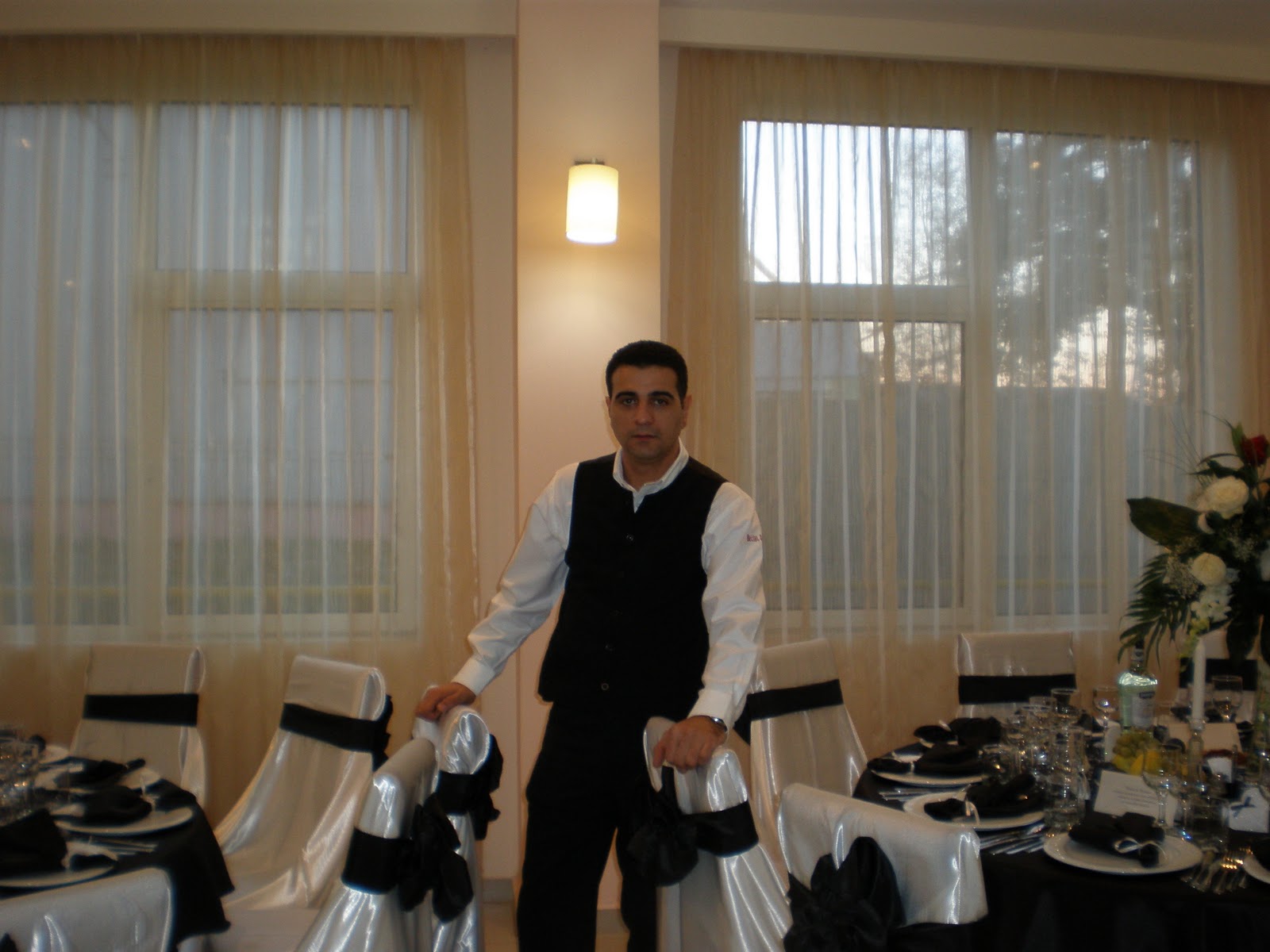 OSPATARI PROFESIONISTI PENTRU EVENIMENTE