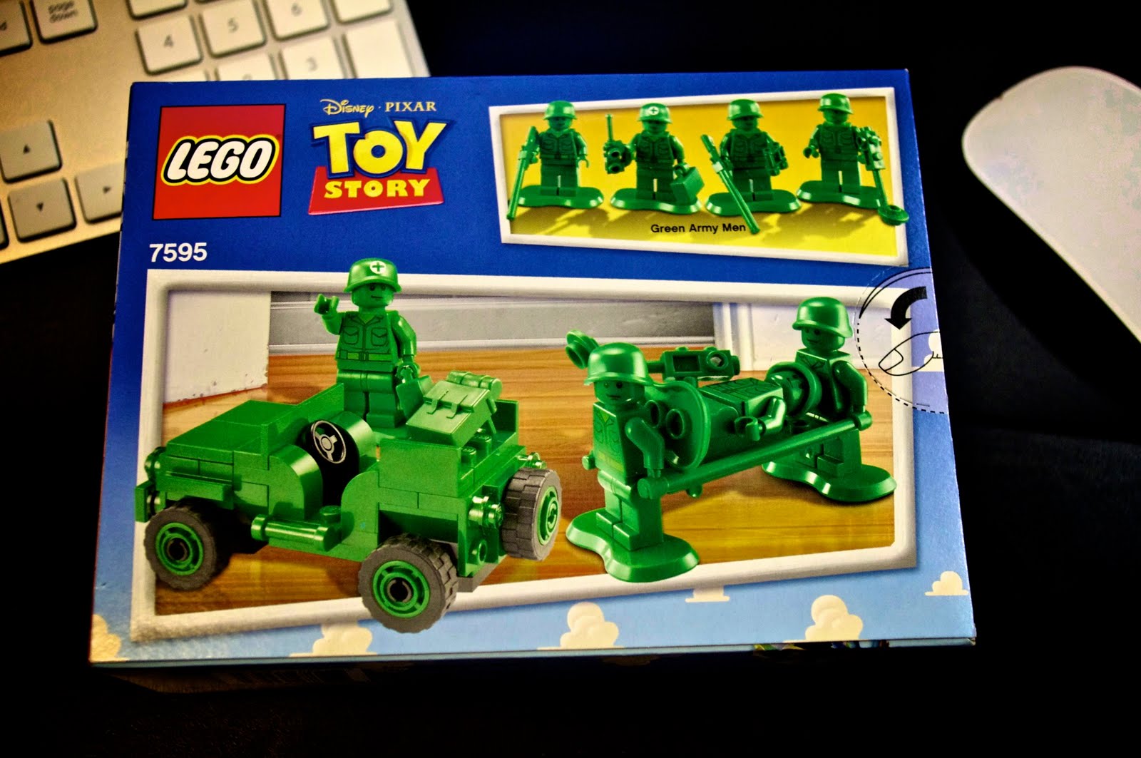 i - first person singular: LEGO + Toy Story | Green Army Men