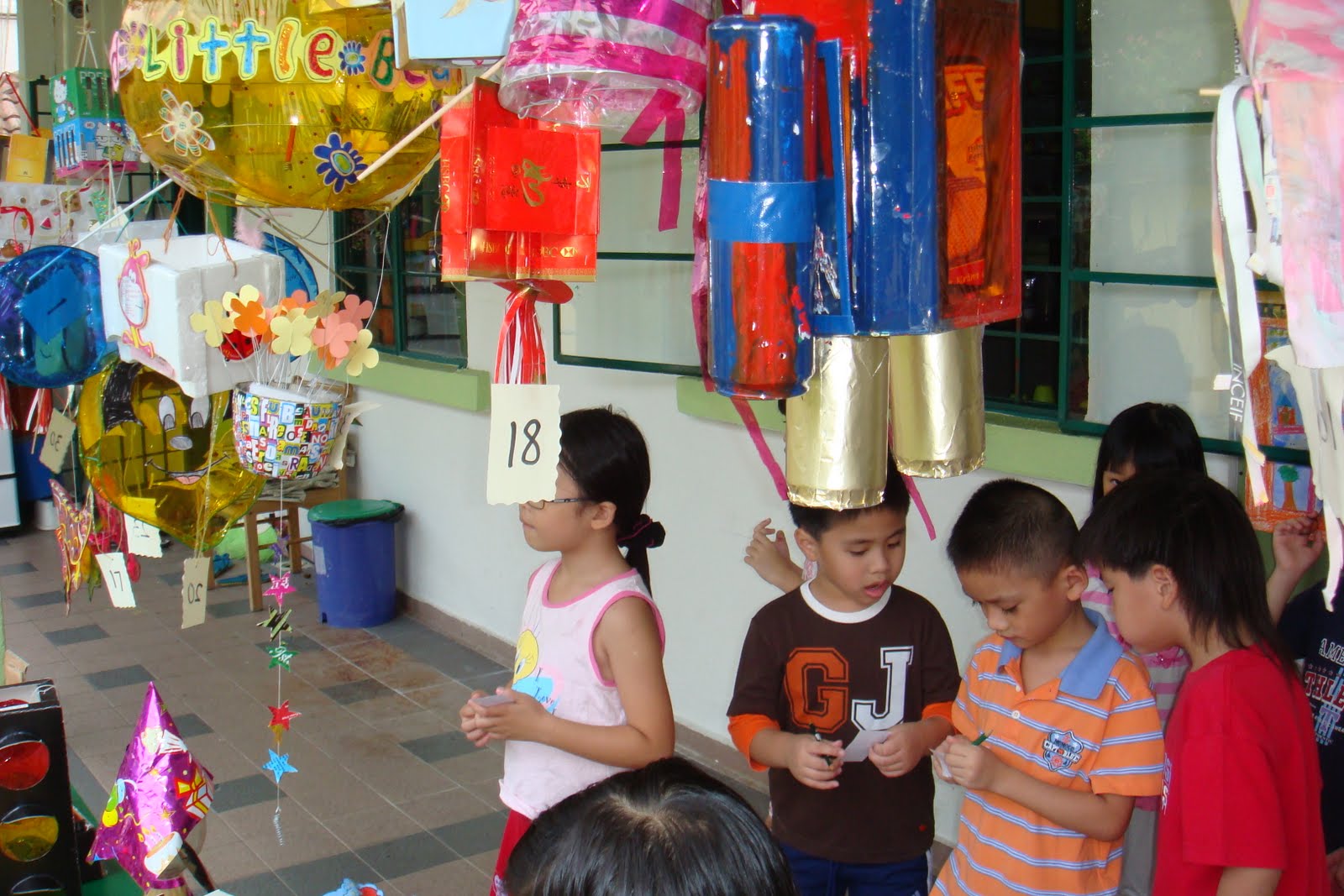 Little Beans: Lantern Making Competition.