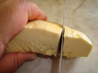 Samoan Cooking: Fa'alifu Ulu... Cooked Breadfruit in Coconut Milk :)