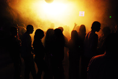 Certificado de existencia: DE FIESTA EN FIESTA