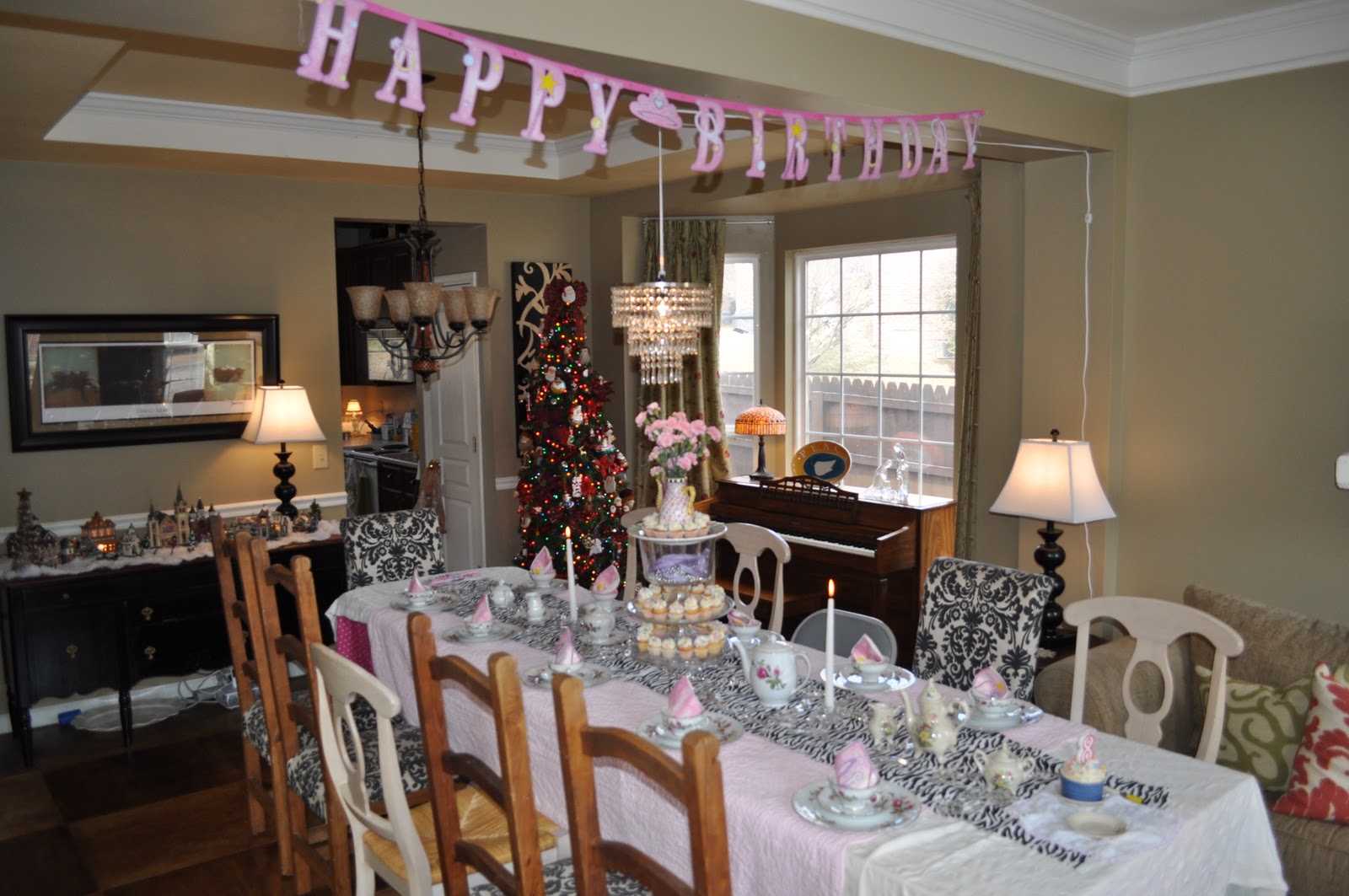 BST's Blog: Ella's Fancy Nancy Birthday Party