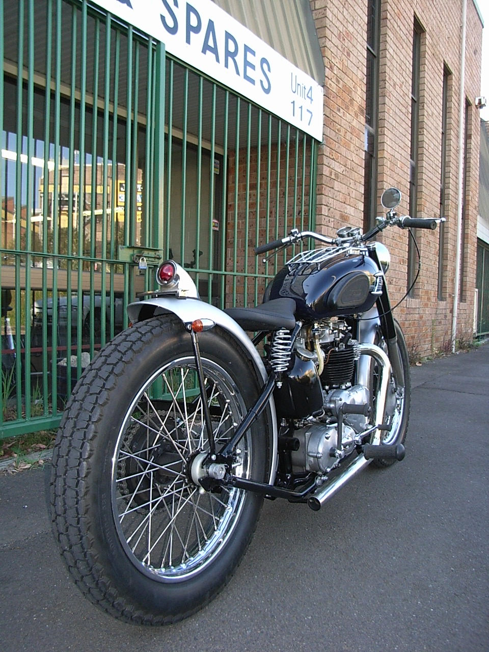 Trojan Classic Motorcycles: Peter F's Triumph 6T Bobber