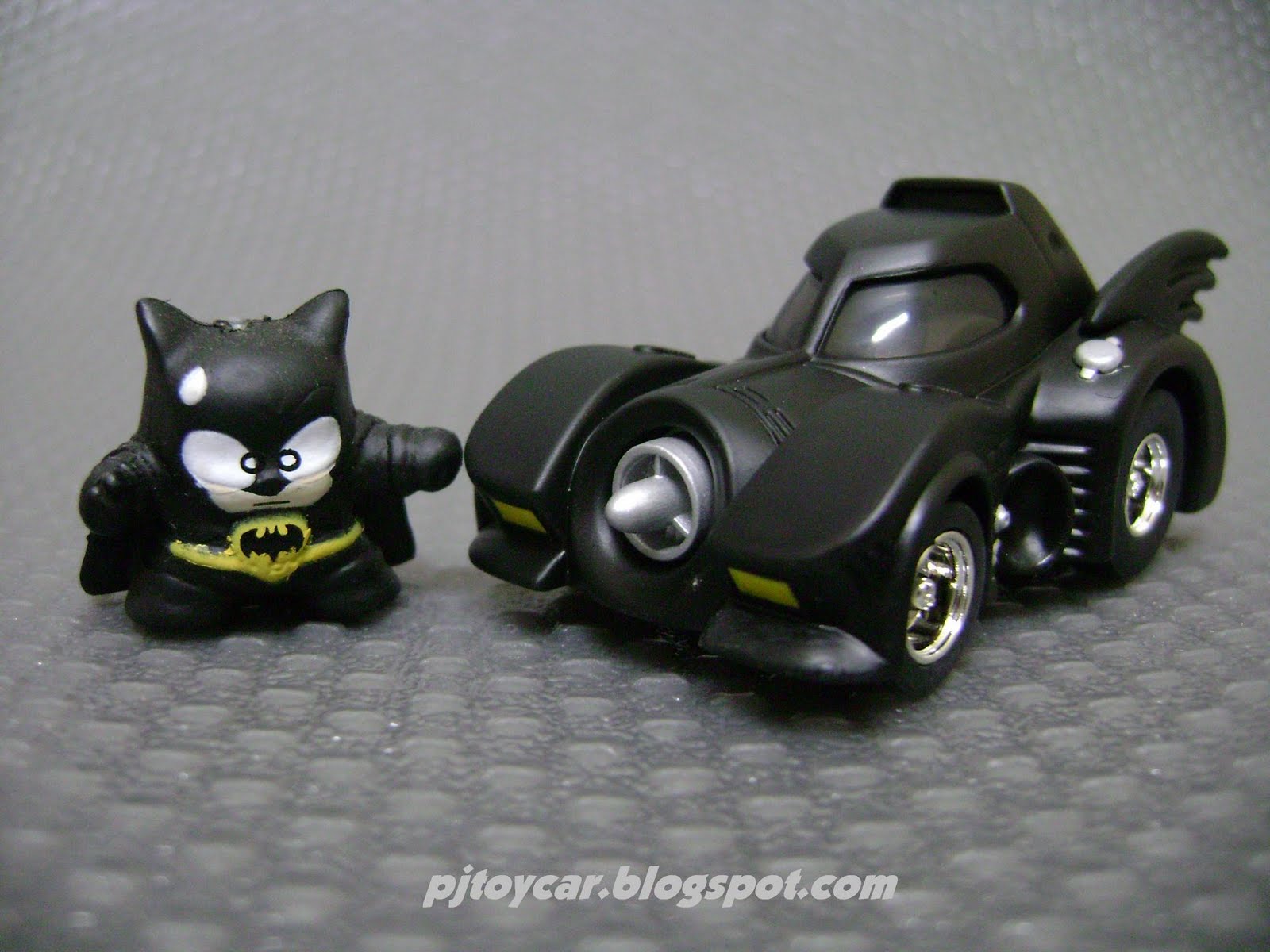 PJ Toy Car: Batman with his Batmobiles