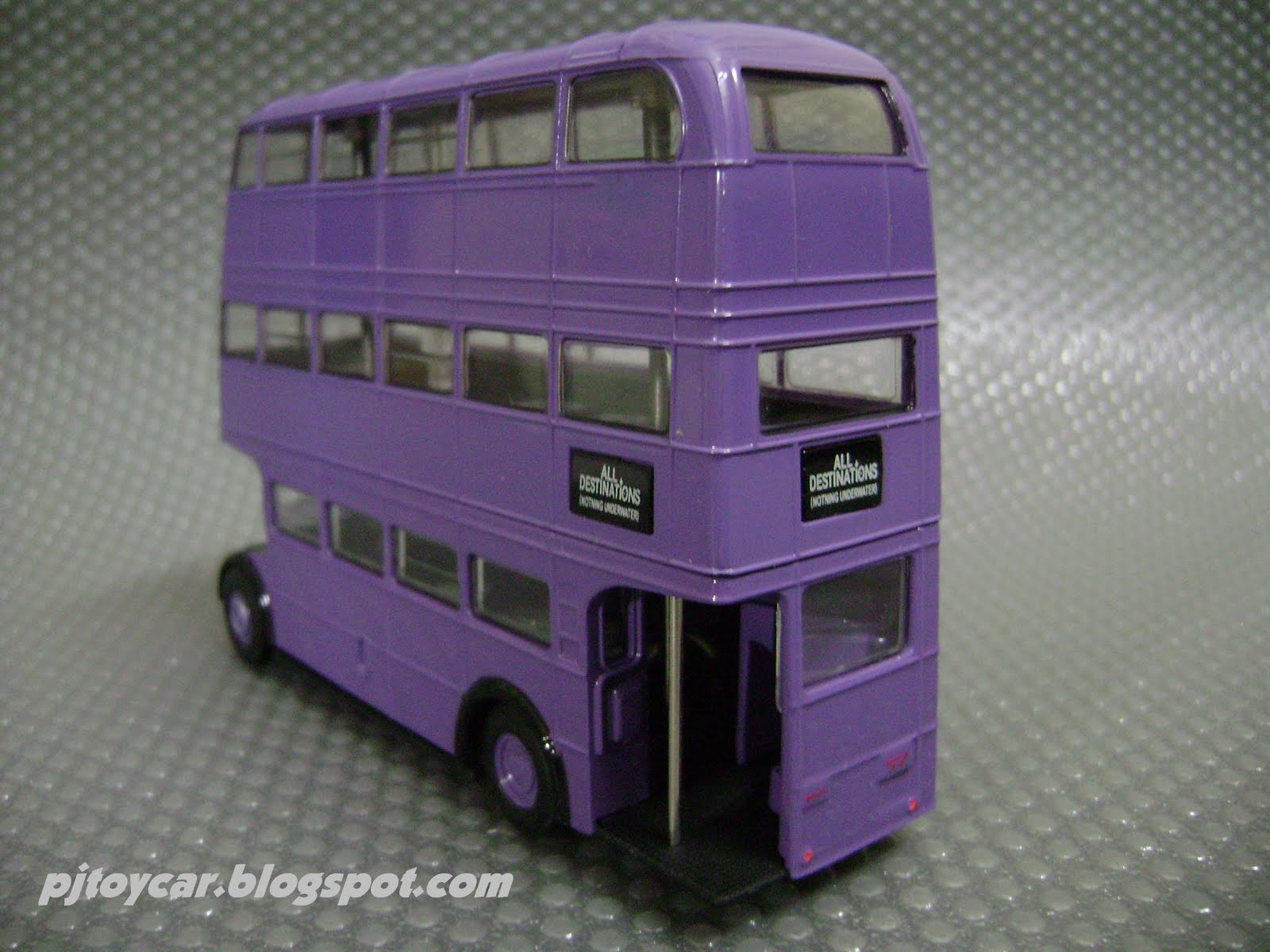 PJ Toy Car: THE KNIGHT BUS from the movie Harry Potter