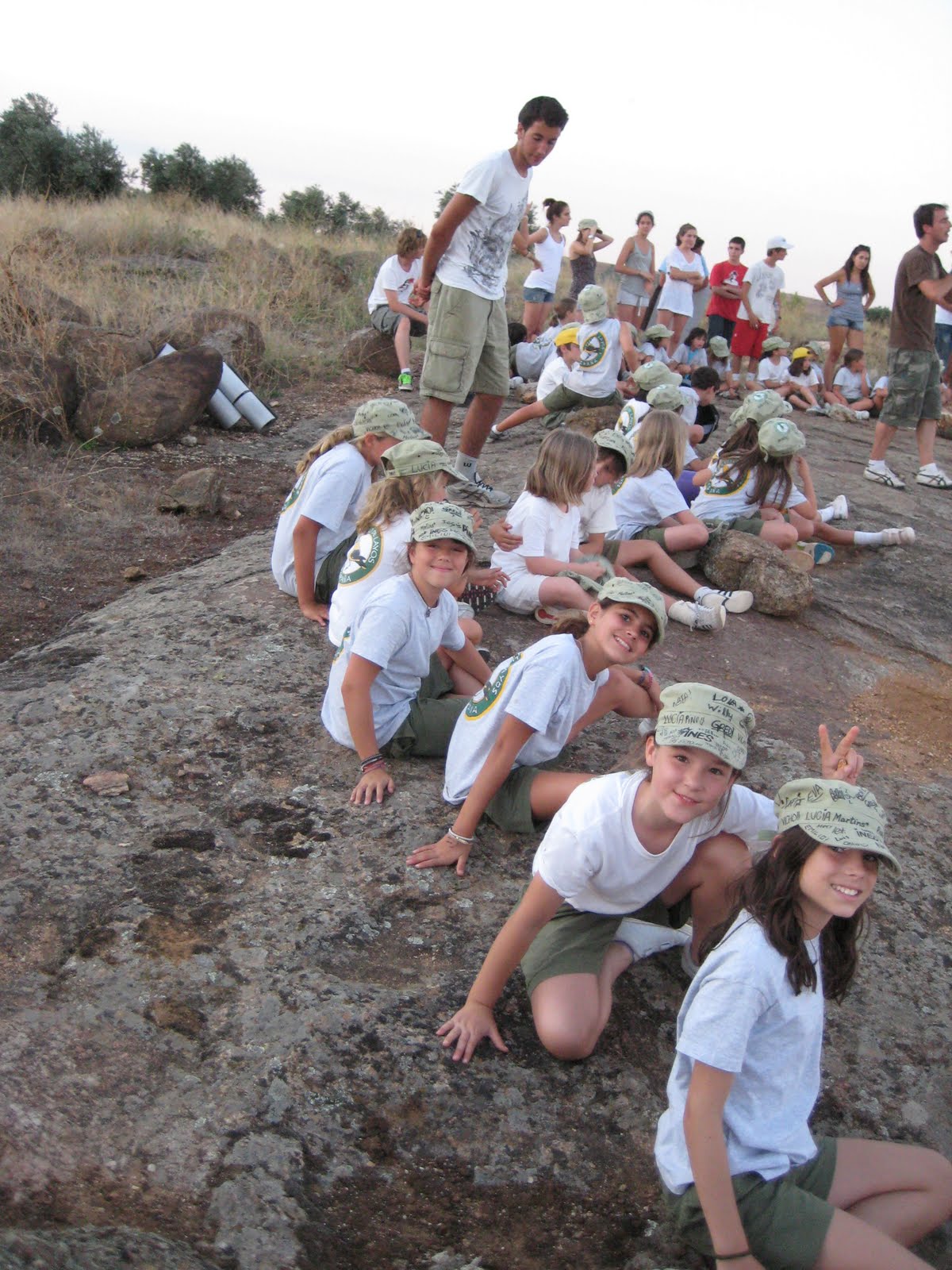 Layos Camp : LAYOS CAMP EN TOLEDO. ACAMPADA