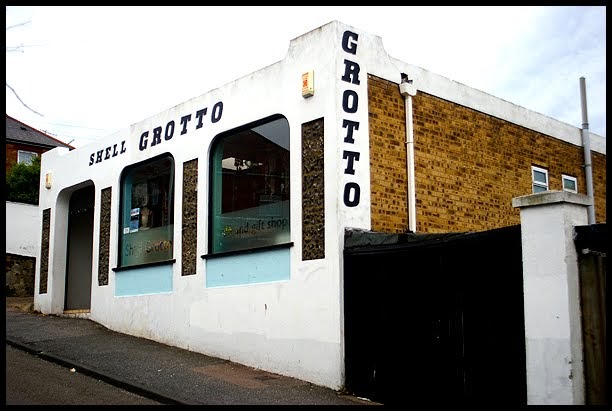 Outsider Environments Europe: Margate Shell Grotto