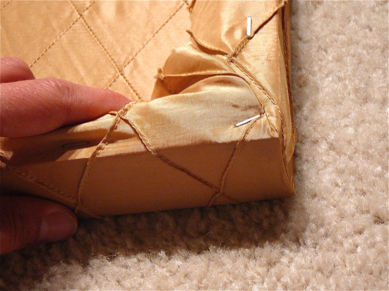 Pretty Dubs: Fabric Frames Wall Art Tutorial