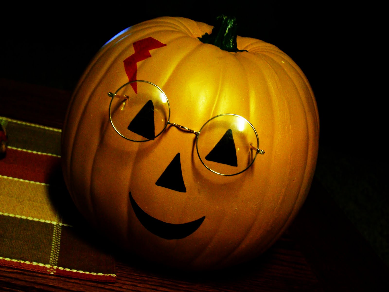 Harry Potter and the Fans That Love Him: Happy Harryween!!!!!!