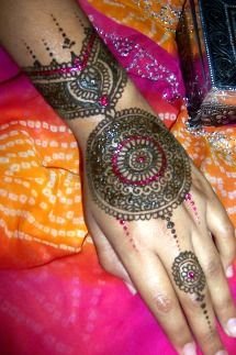 Design Henna ( Inai ) Untuk Jari dan Kaki Pengantin | eFBez