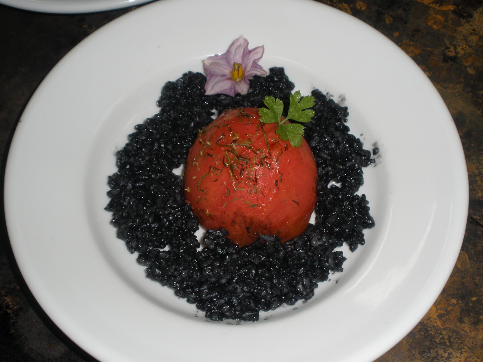 PICANDO CEBOLLA: TOMATE