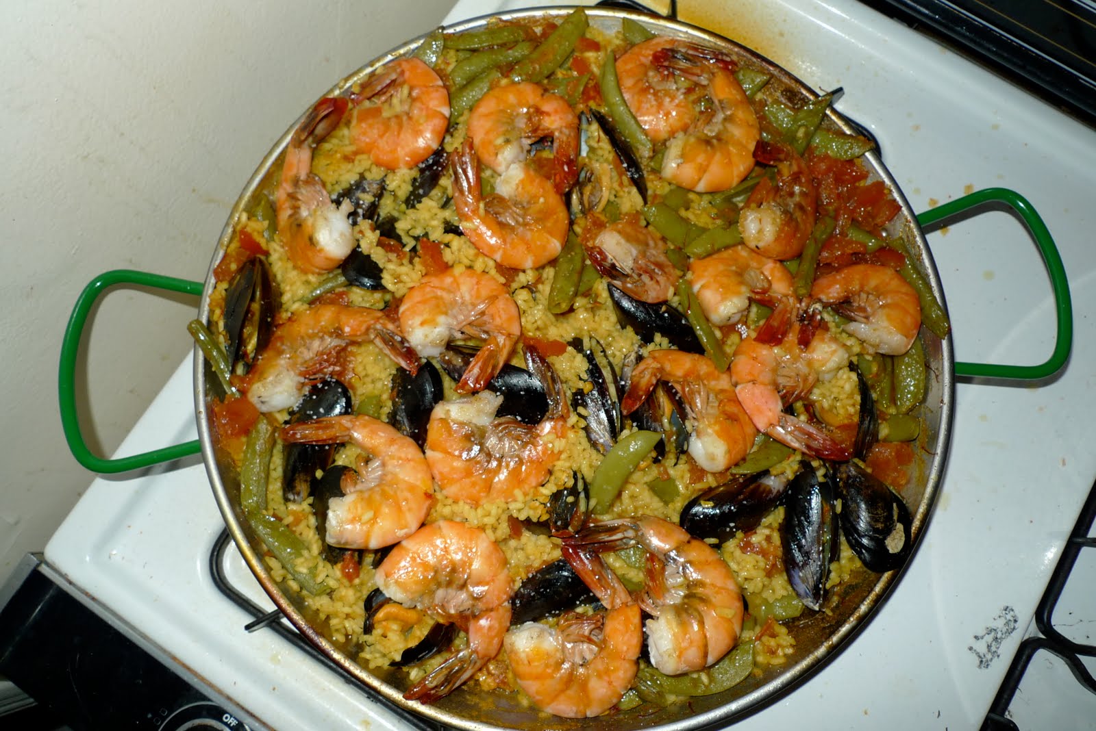Bon Appétempt: Shellfish Paella & Other Spanish Stuff