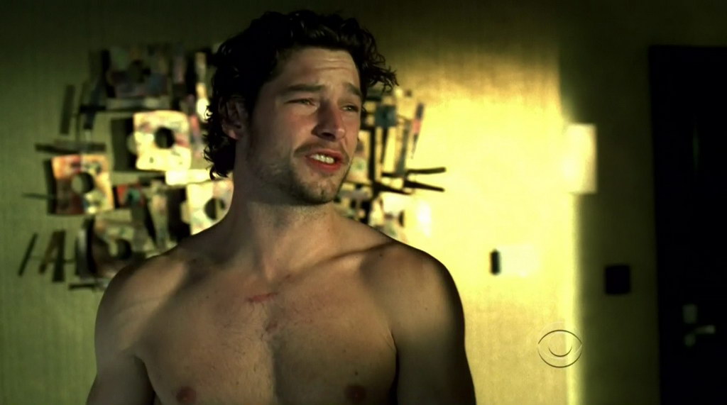 Jackson Davis on CSI s10e16 - Shirtless Men at groopii