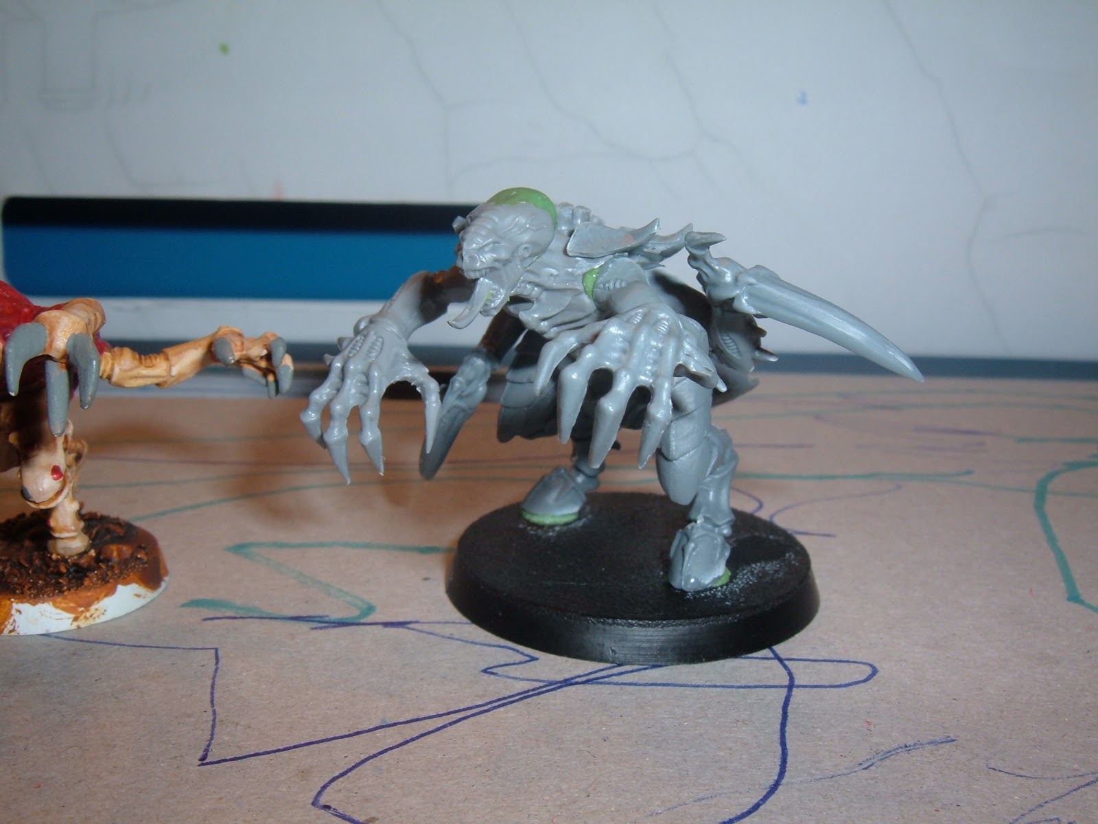 Dark Future Games: Plastic Broodlord Conversion! Simple and Effective!