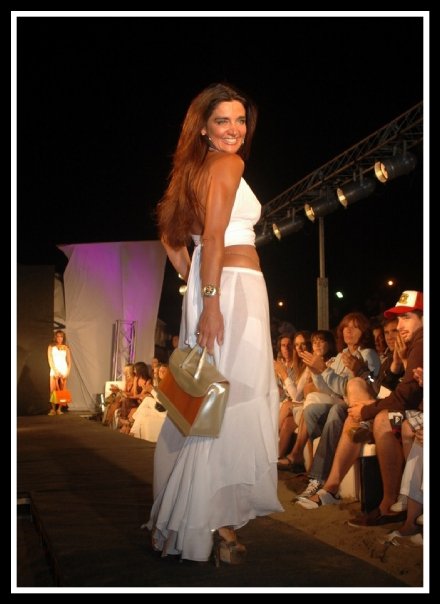 Veronica Varano - Fan Blog: Varano desfilando en el Mar Del Plata Moda ...