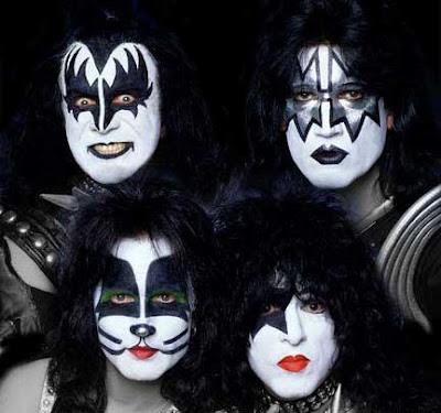 BANDA KISS ♥: Resumo da història de uma das maiores bandas de todos os ...