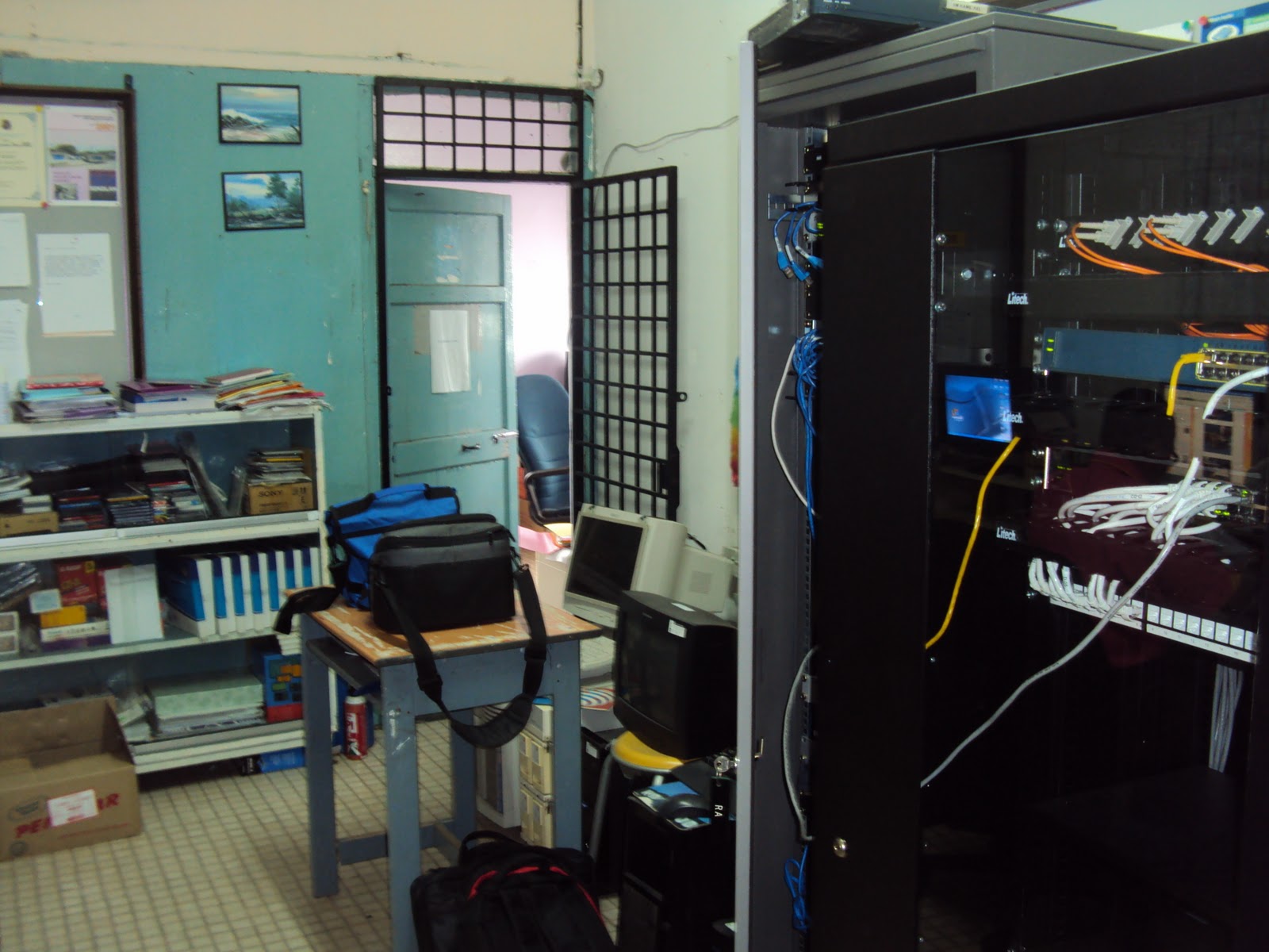 Pentadbiran & Kurikulum SMK Kamil 2011 (versi 1): Fasiliti Bestari ...