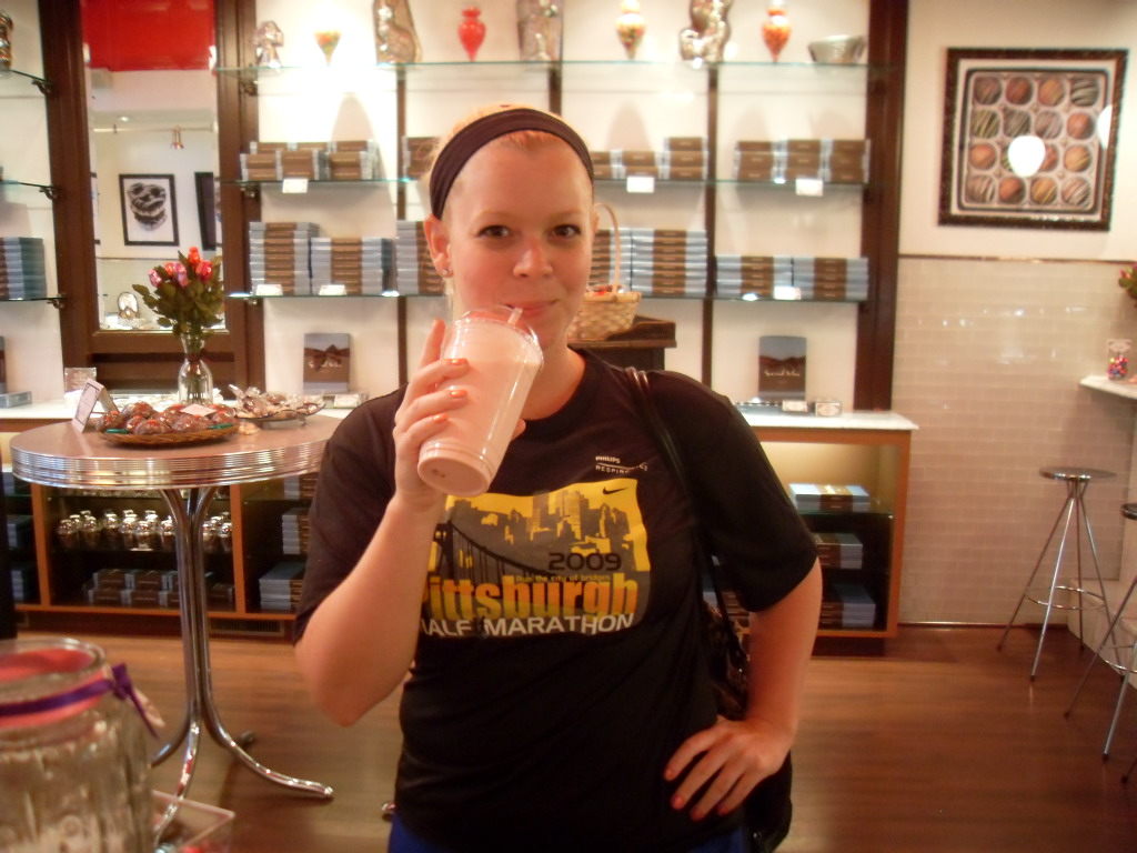 Taste of Pittsburgh: Wordless Wednesday: MMMMmmmilkshakes.