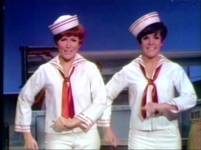 WELK MUSICAL FAMILY: Sandi & Sally do George M. Cohan