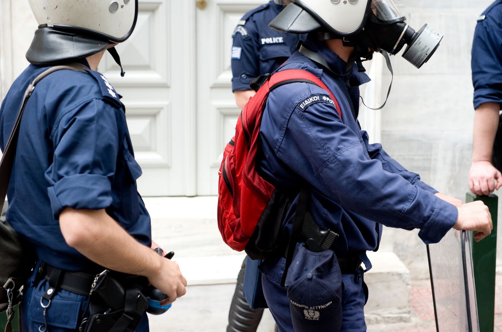 ΗΧΕΙΟ: ΔΥΟ ΦΩΤΟΓΡΑΦΙΕΣ ΝΤΟΚΟΥΜΕΝΤΑ ΑΠΟ ΤΗΝ ΧΘΕΣΙΝΗ ΠΟΡΕΙΑ ΣΤΗΝ ΑΘΗΝΑ!