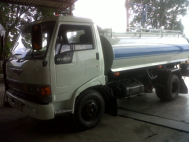 รถบรรทุกมือสอง สภาพดี โทร : 034-562530-1, 086-3306182, 081-8073355: รถบรรทุกน้ำ 6 ล้อ HINO FC ...