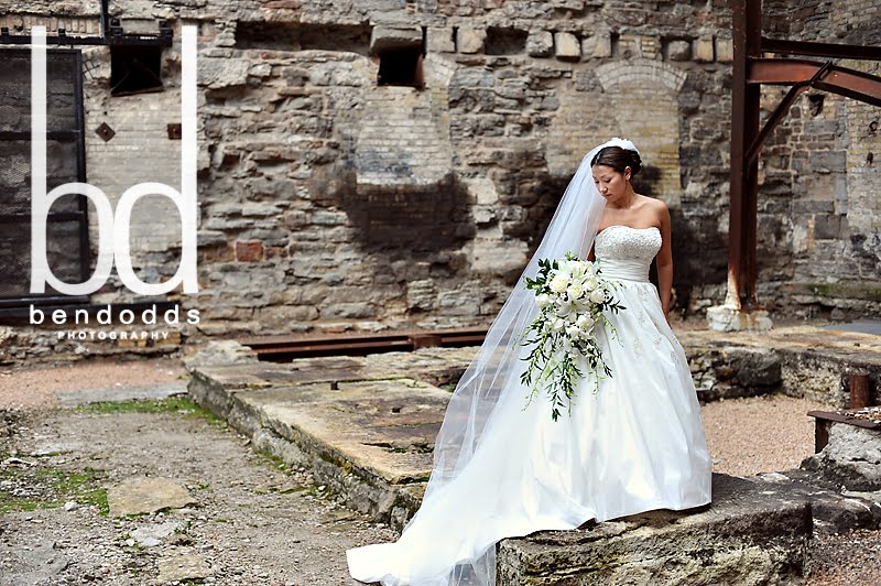 BEN DODDS PHOTOGRAPHY: Mill City Museum Wedding Photographer l Jasmin + Dan