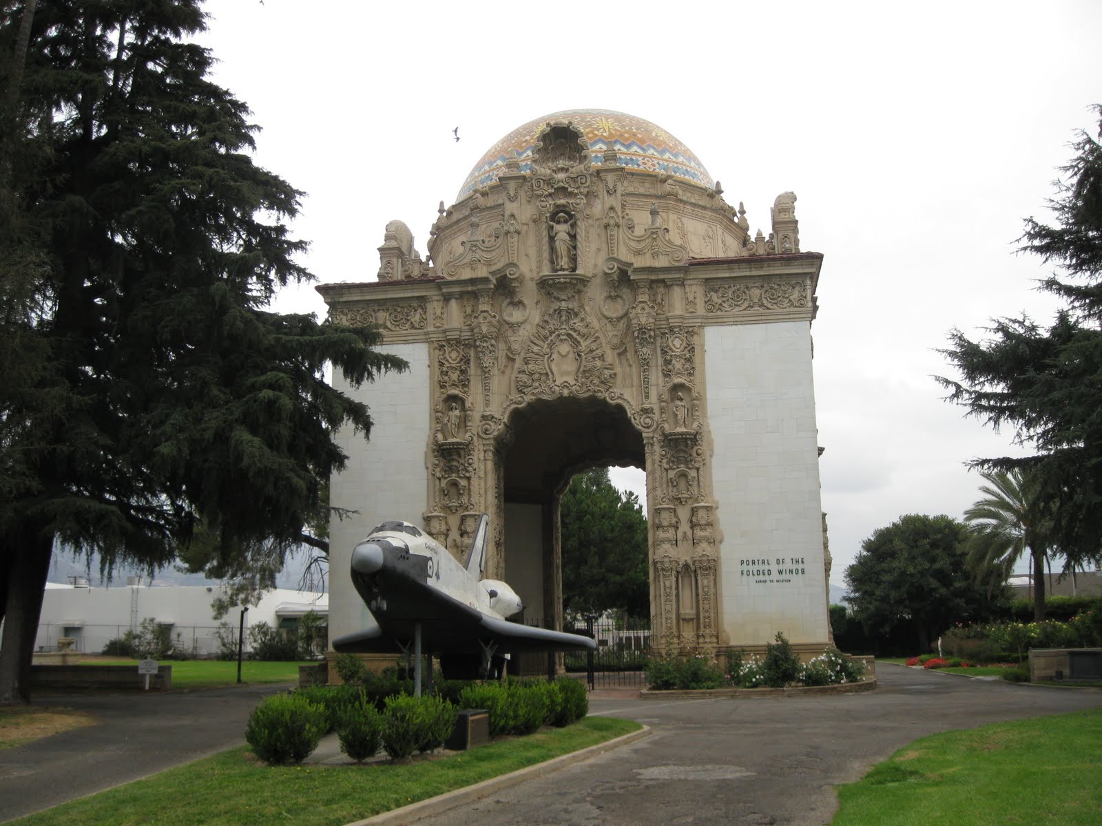 Celebrity Graves: Cemetery Focus: Pierce Brothers Valhalla Memorial ...