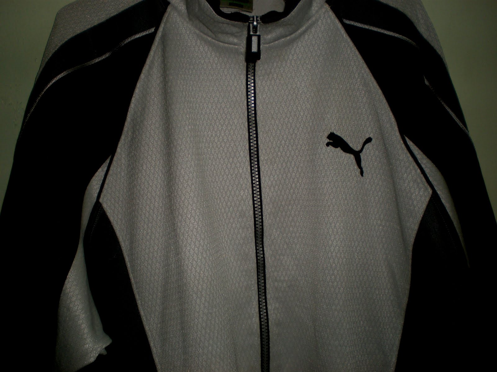 rzlbundle: puma sweater grey + black