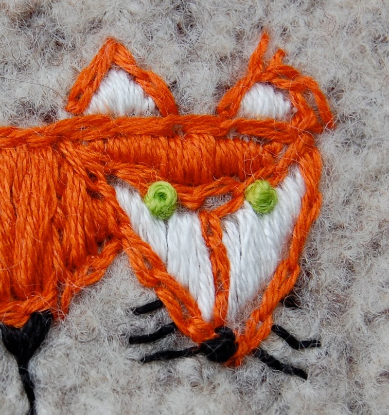 Fourteen Countess: Ed Emberley-inspired fox embroidery!