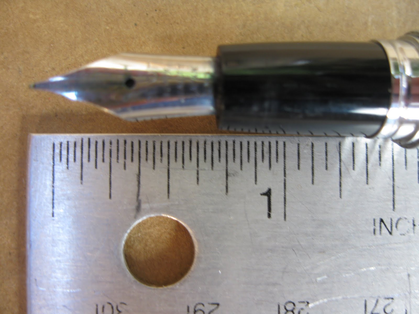 Pen Reviews: Review of Pilot Knight fountain pen