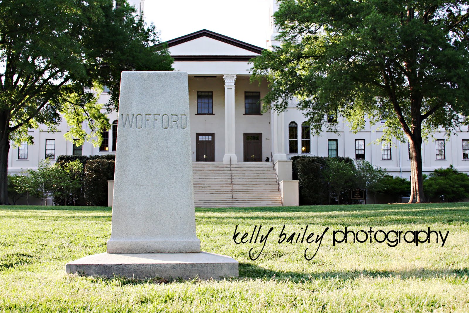 Kelly Bailey Photography...the blog: Little bit of Old Main...Wofford ...