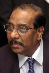 Eyes on Sri Lanka: Anton Balasingham, LTTE Negotiator, Dies