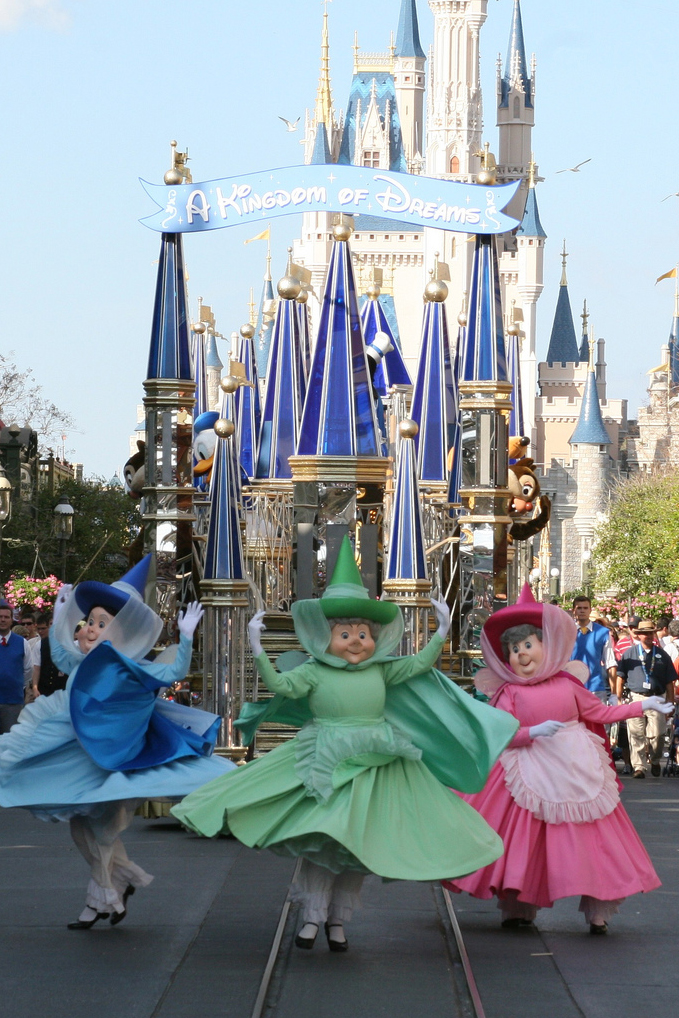 Filmic Light - Snow White Archive: Disney Character Central - The Fan ...