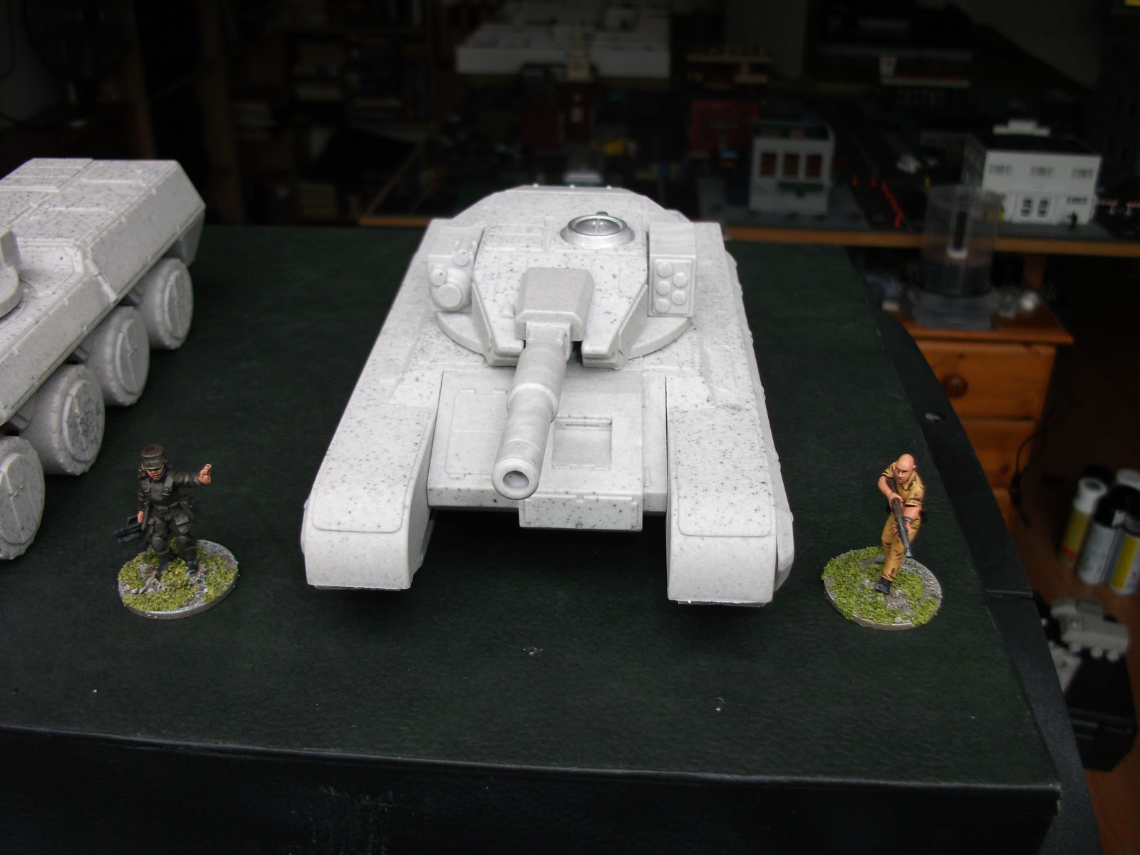 The Angry Lurker: 25mm Old Crow Vehicle and 28mm Pig Iron Vehicle ...