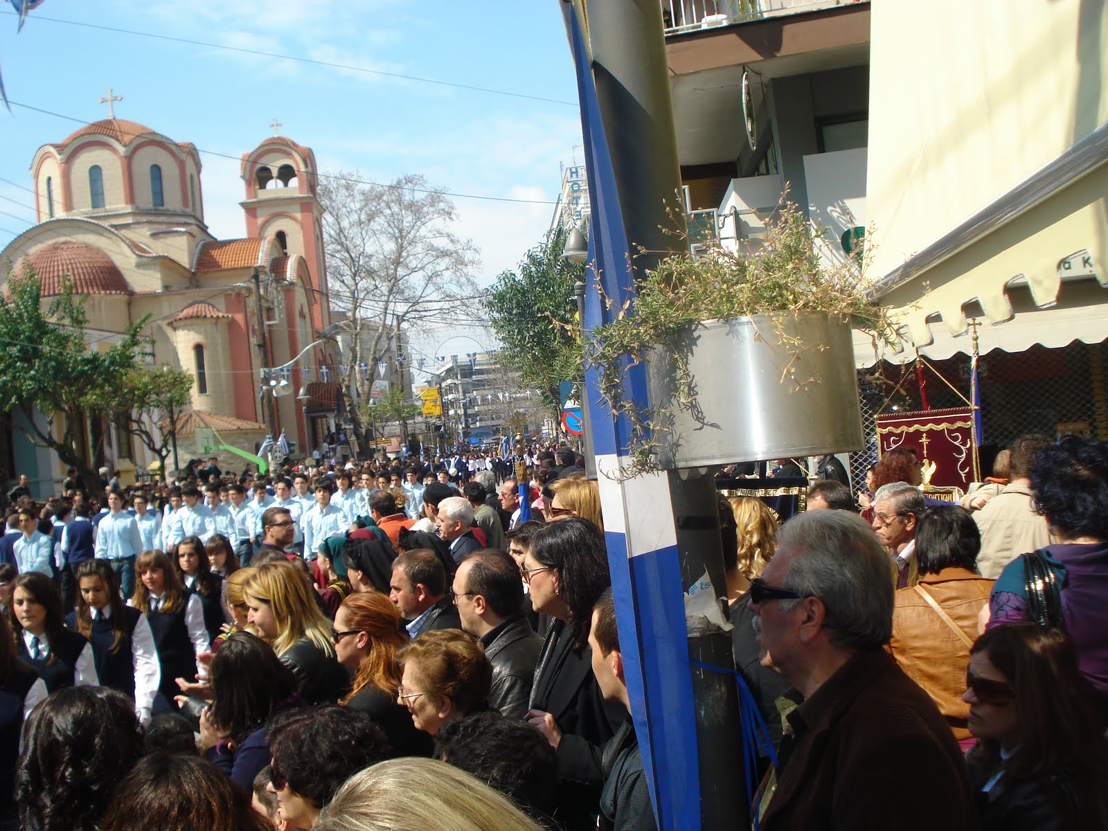 ΛΕΥΤΕΡΙΑ: ΕΝΤΟΝΕΣ ΑΝΤΙΔΡΑΣΕΙΣ ΣΤΗΝ ΚΑΤΕΡΙΝΗ ΓΙΑ ΤΗΝ ΑΠΑΓΟΡΕΥΣΗ ΝΑ ...