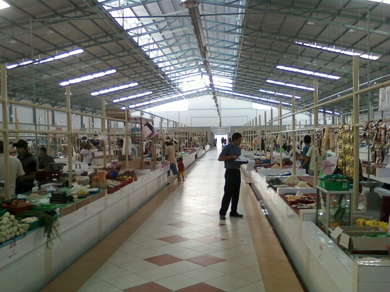 PASAR MODER MUTIARA KARAWACI at LIPPO KARAWACI