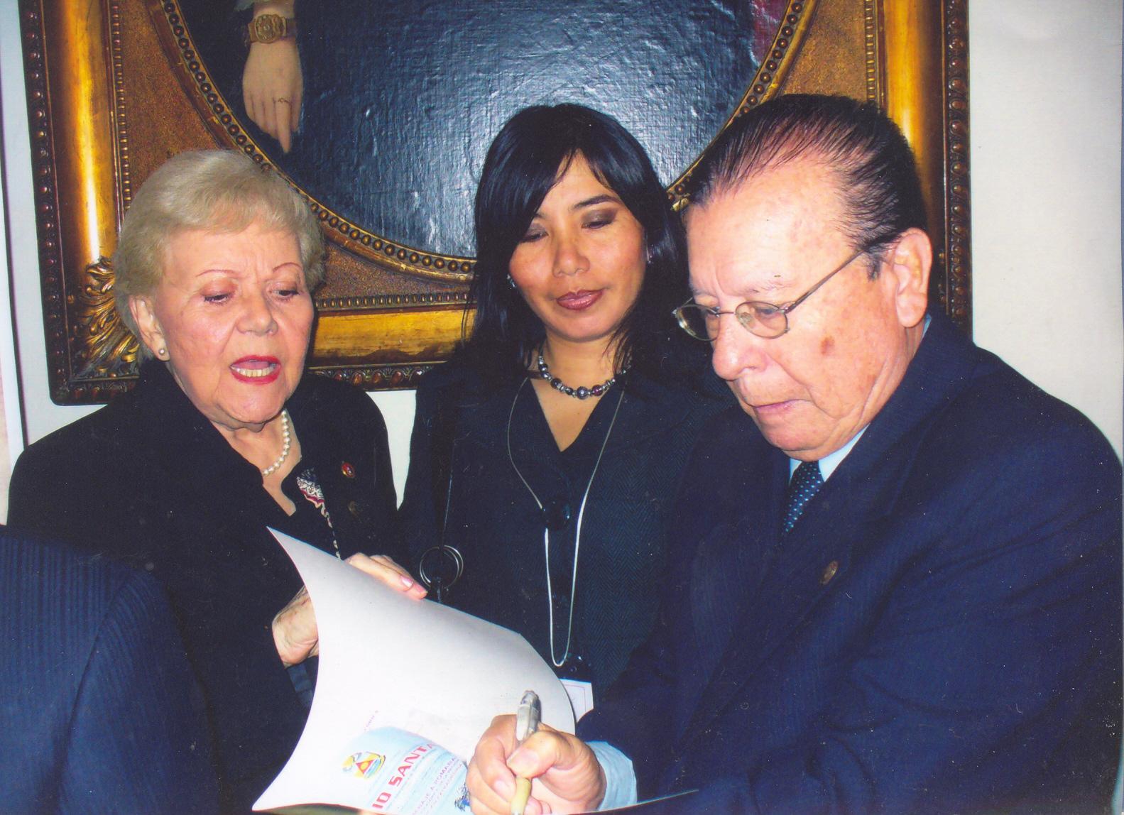 Bitácora Literaria de Blasco Bazan Vera: julio 2010