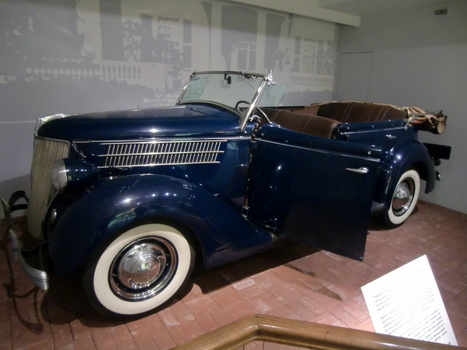 Givens Gaggle: Day 2 more pictures - FDR Museum and Library