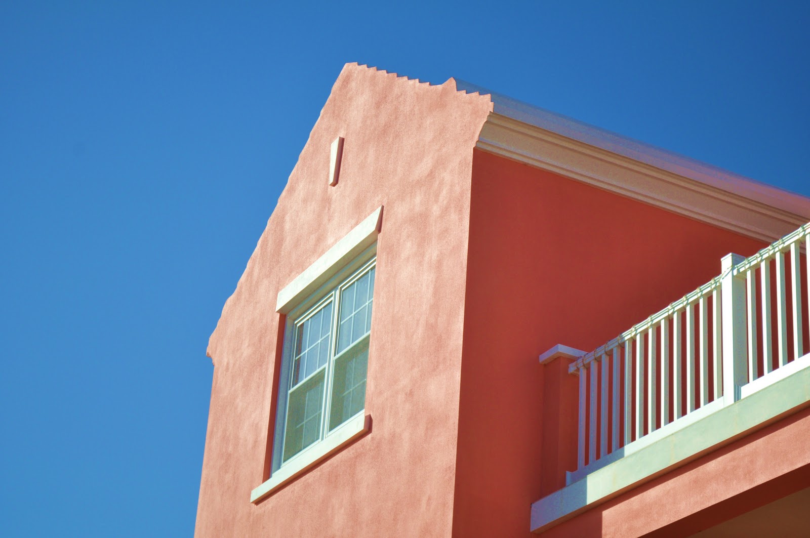 Avarie's Interlude: BERMUDA HOUSES COLOR