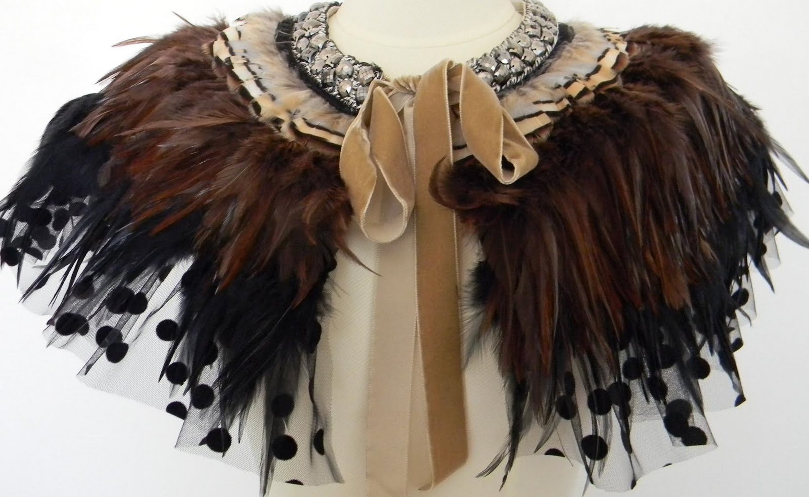 SoniaM Designs: Feather Capes